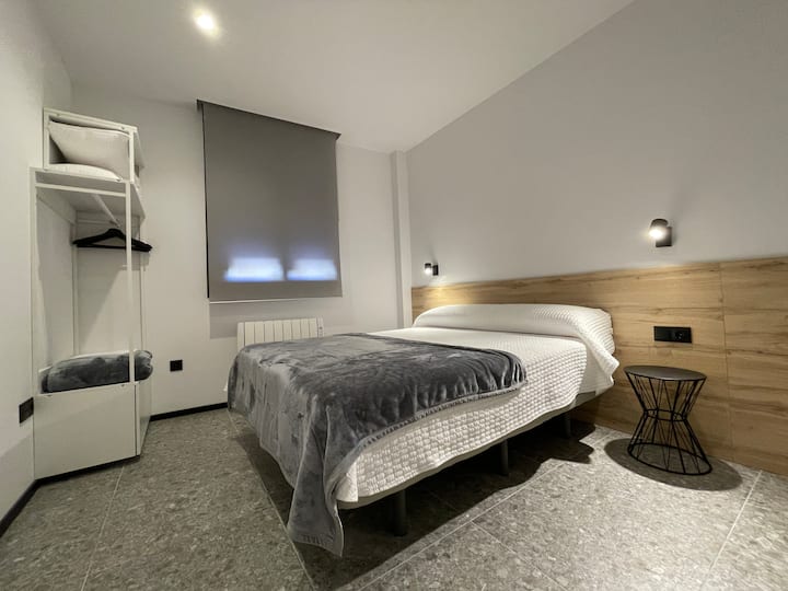 Apartamento Mk77 Lahoz 0.01 Con Patio - León