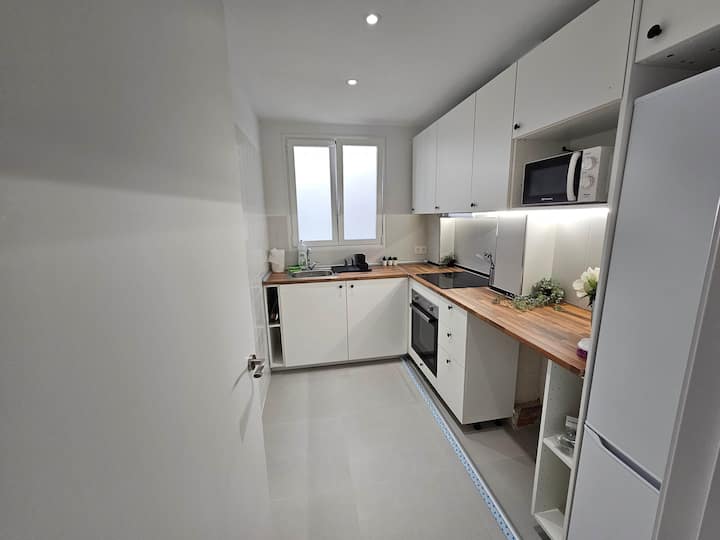 Moderno Piso Junto Al Pilar - Zaragoza, España