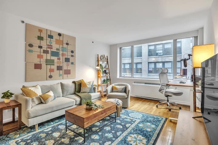 Chelsea 1 Br W/ Work Setup - 11652 - Queens, NY