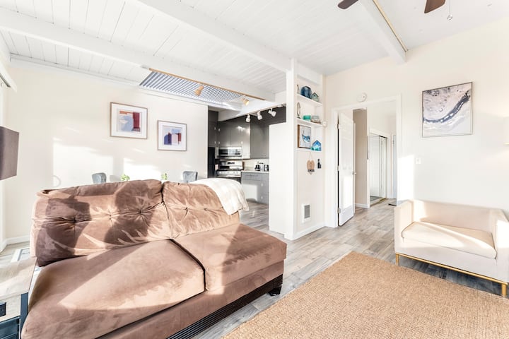 Perfect Private Seaside Beach Getaway W/ Bay Views - Marina