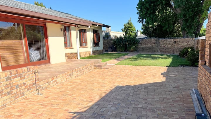 Stunning & Spacious Family Home - Western Cape