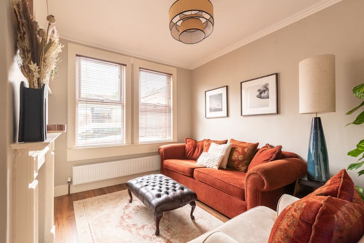 Welcoming Terrace With Free Street Parking - Bath