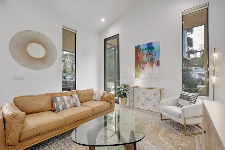 Modern Serene And Spacious 2br House - Austin, TX