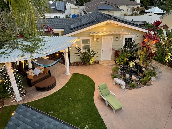 Coronado Island Beach Cottage - Coronado, CA