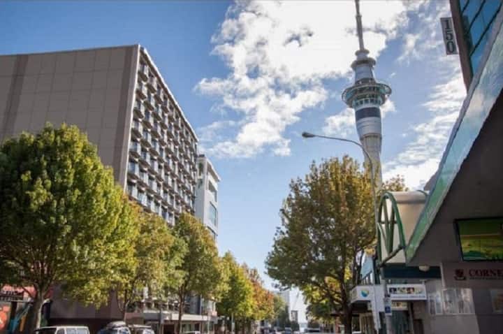 Imperial Gardens Sky Apartment - Auckland