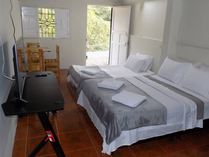 Jardin Life And Travel - Andes