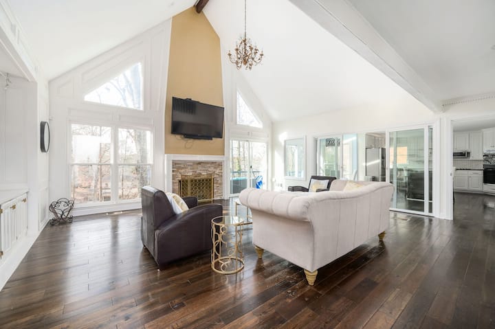 Roswell Luxury Newly Renovated - Johns Creek, GA