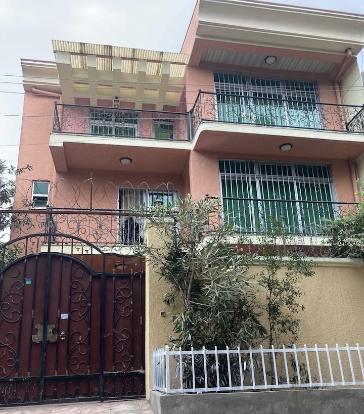 Beautiful Spacious House - Addis Ababa