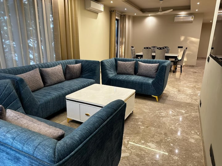 Chic | Stylish 3bhk Apt | Cyber Hub | Mg Road - 古爾岡