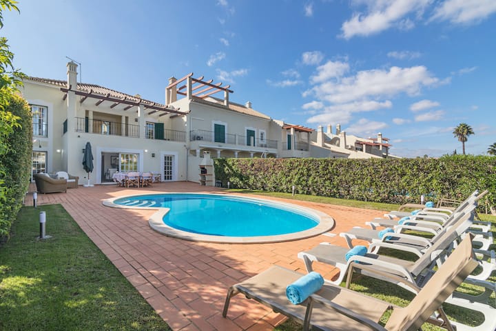 Vilamoura  "Villa Vinte"  V3 - Quarteira