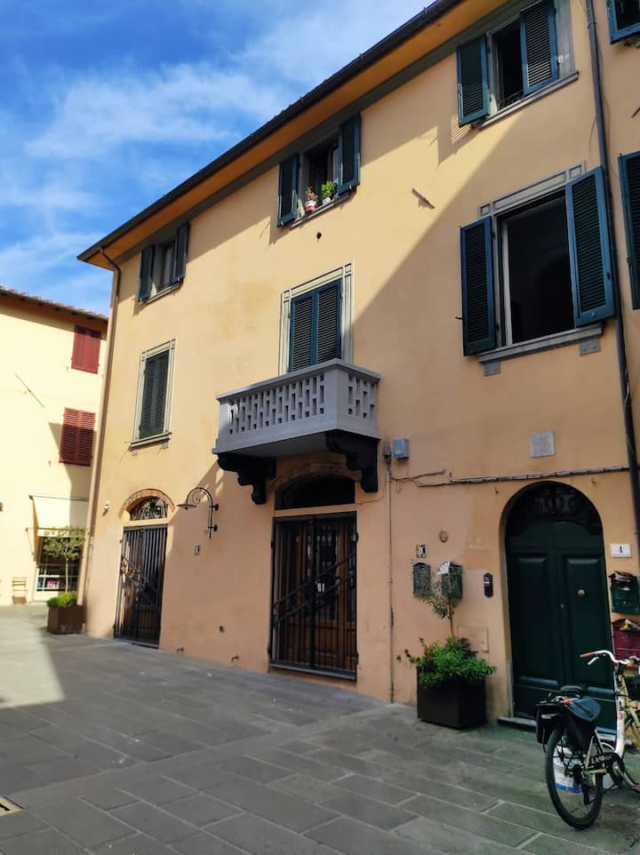 L'arco è Di Fio - Camaiore