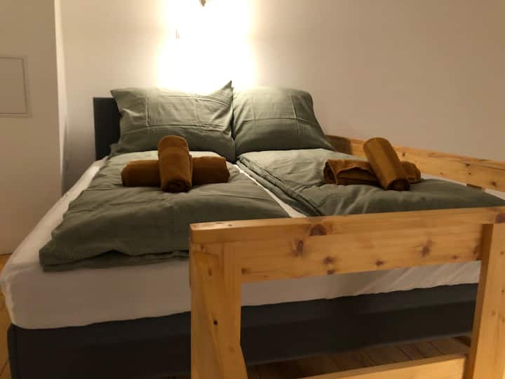 Sleek Cityscape Hideout - Budapest