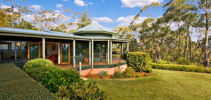 Cottage With Panoramic Views - Central Coast