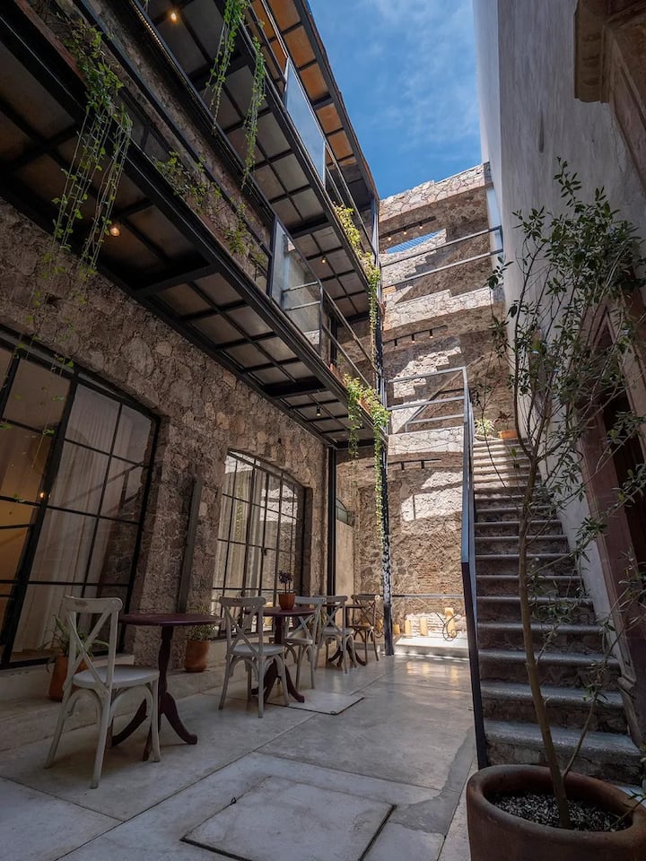 Bonsai Patio Room - San Miguel de Allende