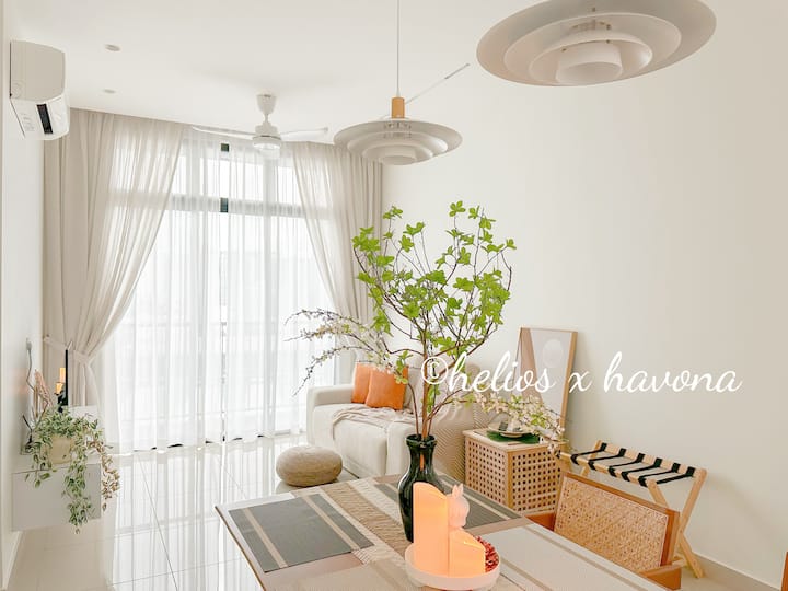 The Nordic - Bayview Designer Suite【ciq】rare Find! - Yishun