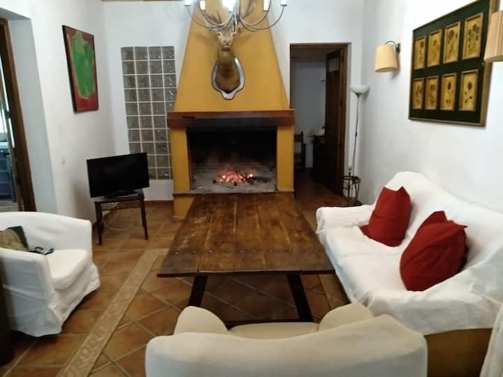Casa Rural La Cabra Del Medio - Fuente de Cantos