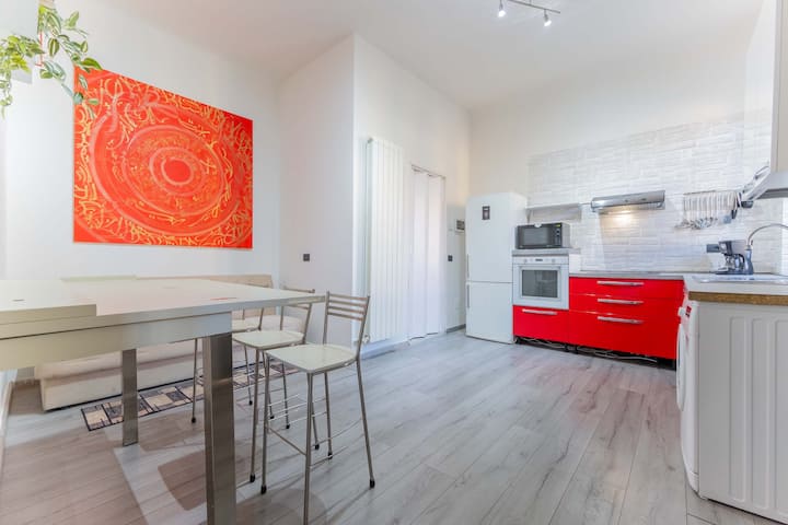 [Comfy Apartment - Malpensa]wifi - Netflix - Chill - Milan Malpensa Airport (MXP)