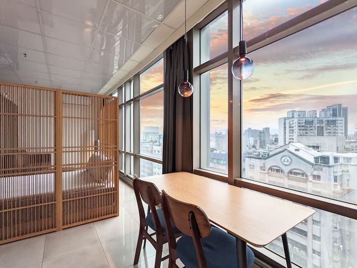 [The Skyline] 1 Min To Mrt｜high Floor View - Taipei City