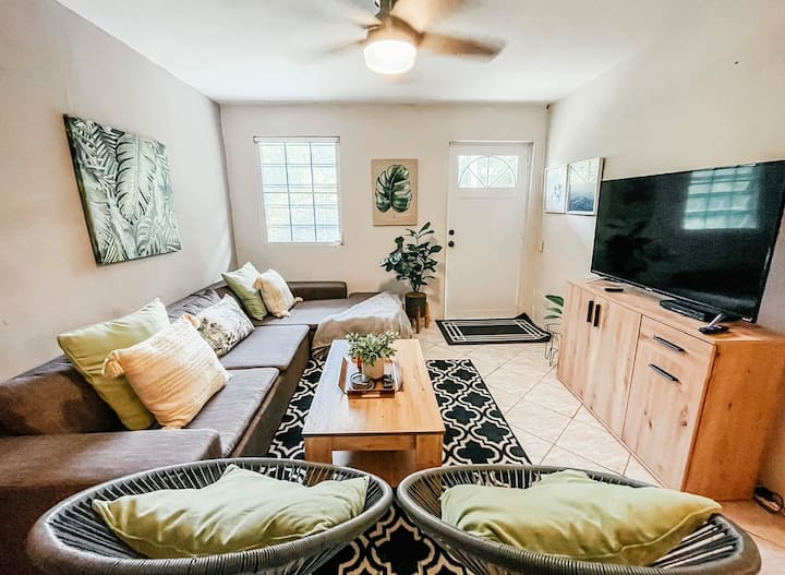 Rain Forest Casita, By El Yunque, King Size Bed! - Puerto Rico