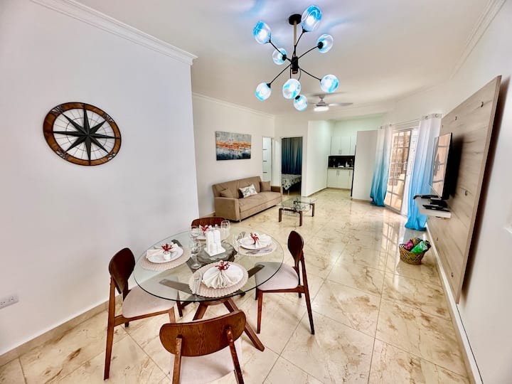 Great Location Los Corales, Minutes From Beach - Punta Cana