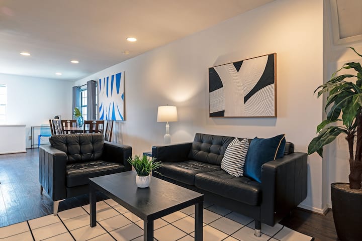 Your Upper Kirby Queen | Sleeps 14/6br/5ba/2pa - Houston