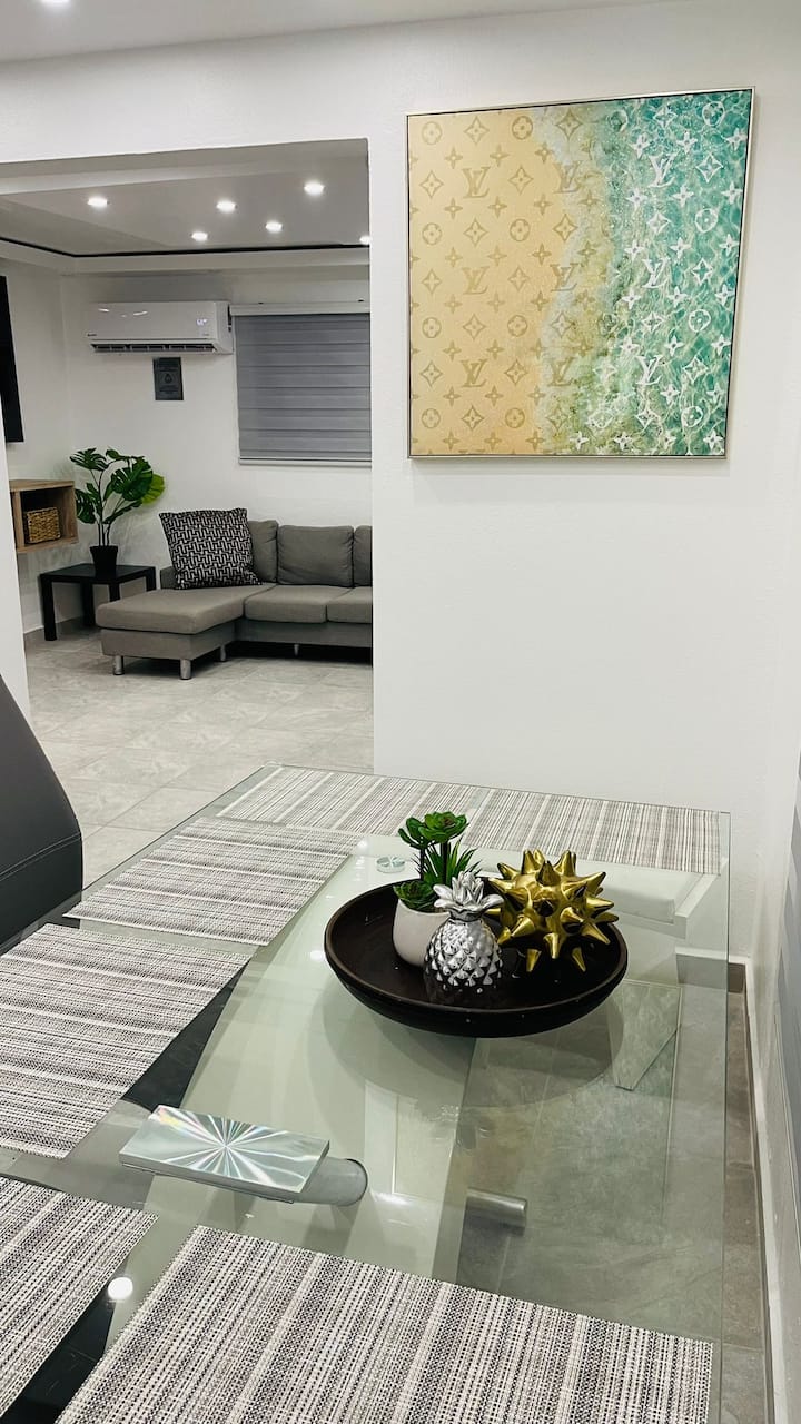 Red House 2 - Modern 3br Near Isla Verde & Airport - Puerto Rico