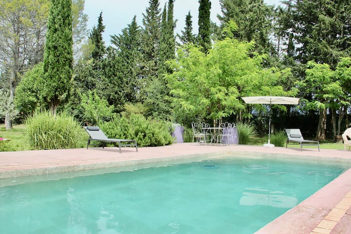 Gîte Attenant à Un Mas Provençal - Pernes-les-Fontaines