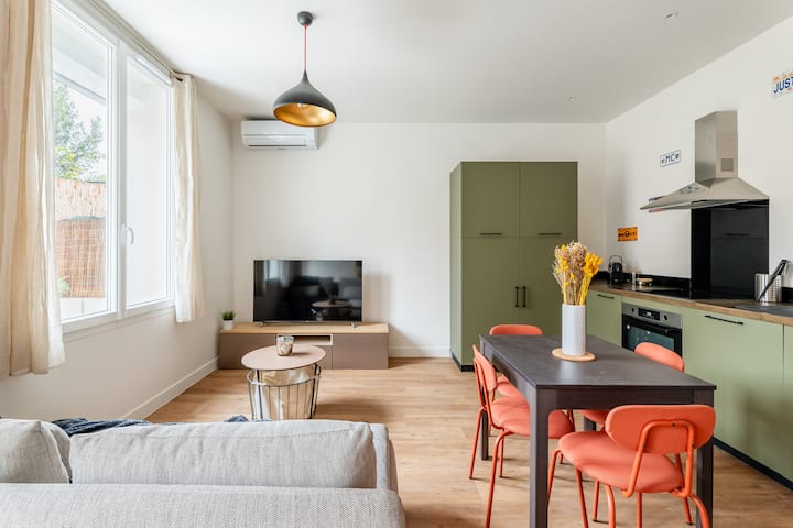 Ambiance Industrielle -La Seyne -Jardin-proxi Port - La Seyne-sur-Mer