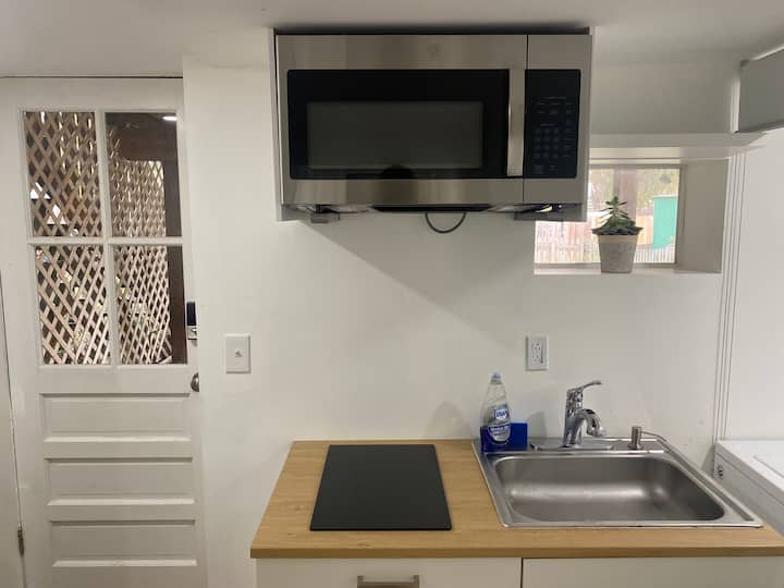 Private Unit In Roland Park - Towson, MD