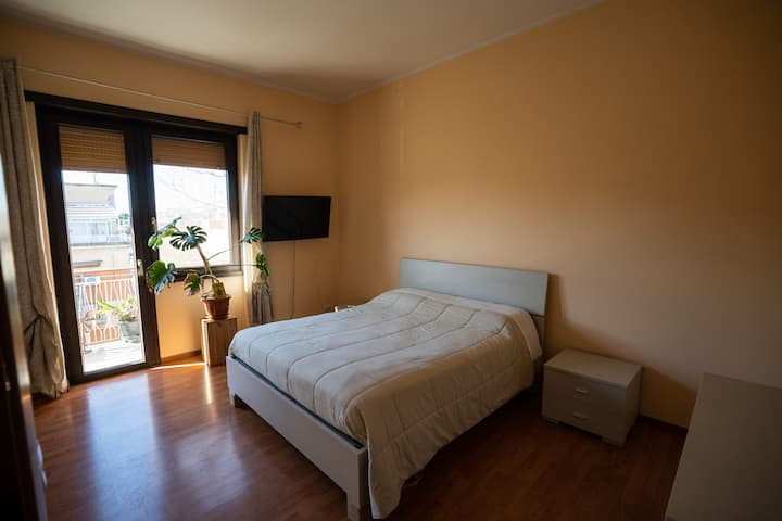 Cozy Room + Balcony • Wi-fi • Metro C • Rome - Rome