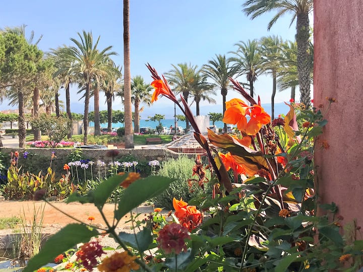 Antibes: Villa Face Mer 5ch 10pers+jardin+2parking - 안티베