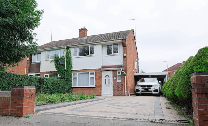 Modern 3 Bed In Cotswold-great Location. - Cheltenham