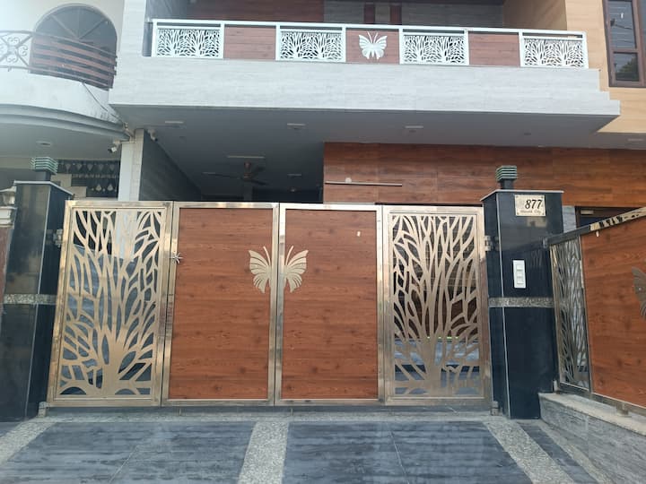 7bhk Luxury Villa In Tricity Chandigarh Newlybuilt - Sahibzada Ajit Singh Nagar