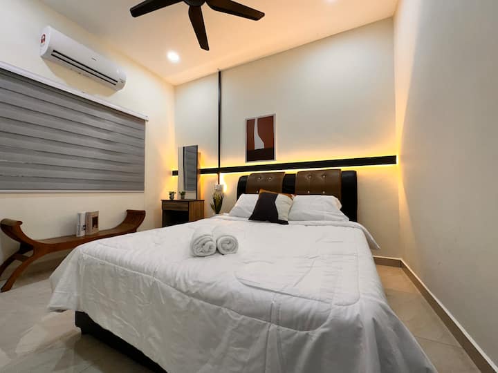 5min To Palm Mall Srb Nice Homes 4u@free Wifi - Seremban
