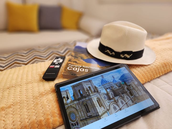 Modern, Small Place. Cuenca's Historical District - Cuenca