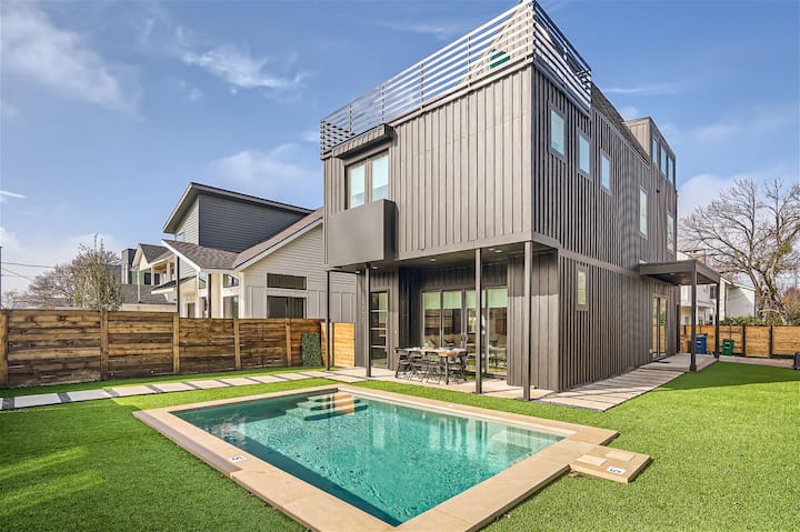 High-end 4 Bdrm I Downtown Austin I Pool & Patio! - Austin
