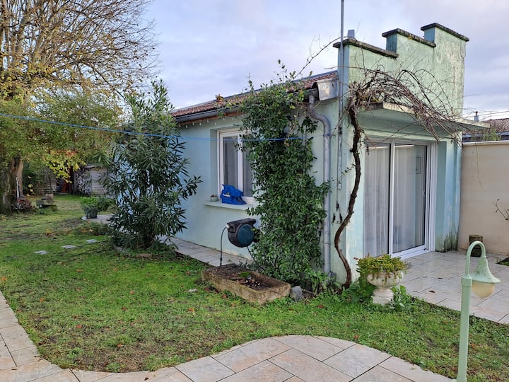 Grand Studio Calme Dans Jardin Arboré - Villenave-d'Ornon