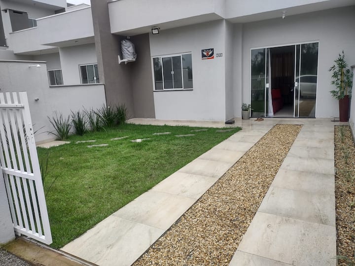 Casa Em Itapoá A 650m Do Mar - Itapoá