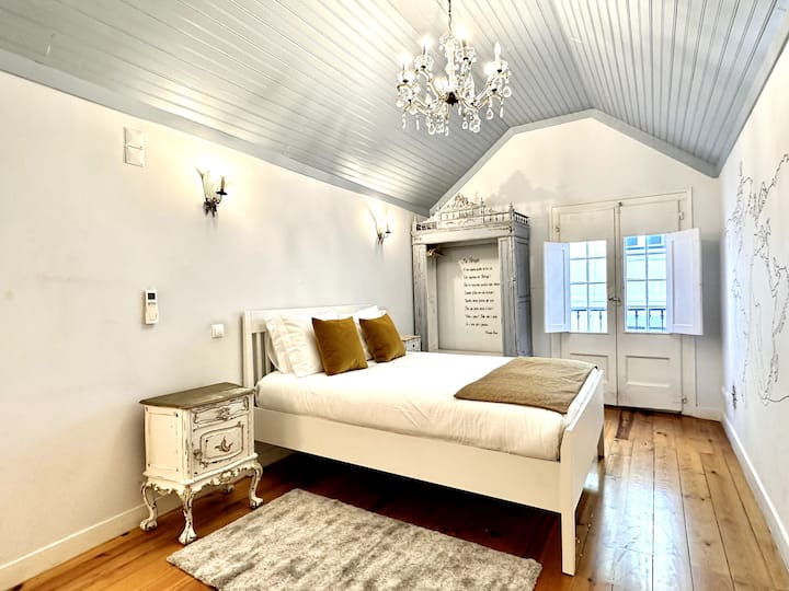 Kitsch Corner Paradise Ii - Lissabon