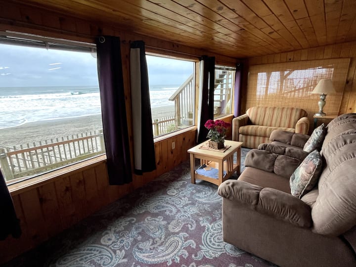 Purplemoon3:beachfront Home W/private Beach Access - Lincoln City, OR