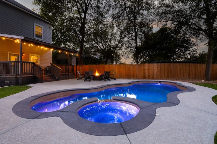 The Gatsby 1930s | Pool, Hot Tub, Firepit, Bbq - San Antonio