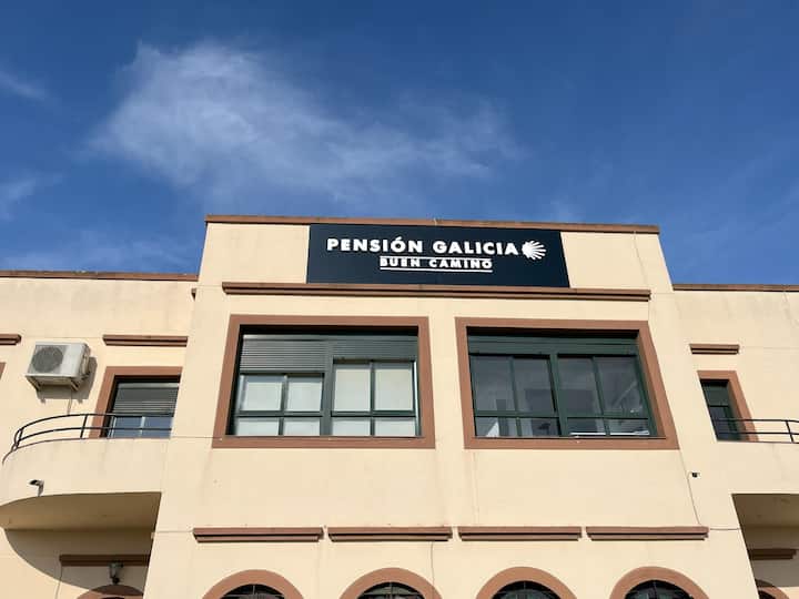 Pensión Galicia - Habitación Doble (Baño Privado) - Badajoz