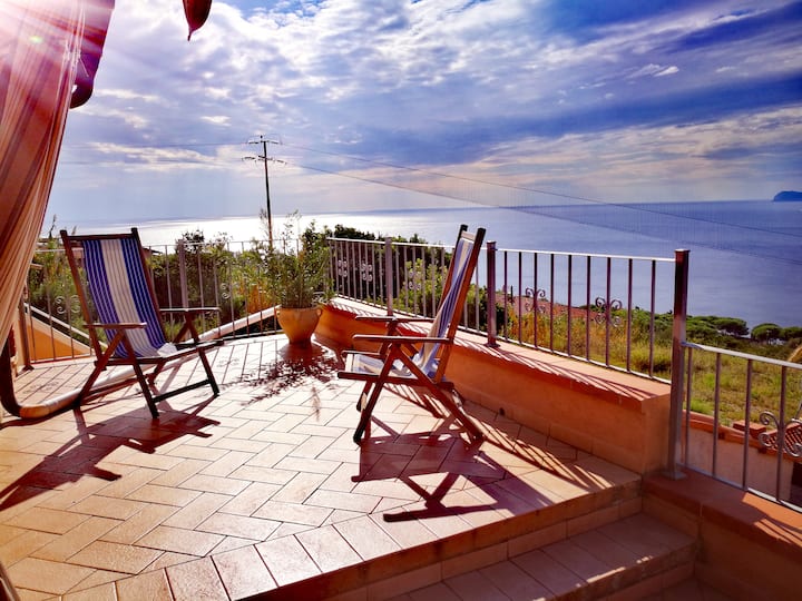 Vista 2 Sulla Corsica - Elba