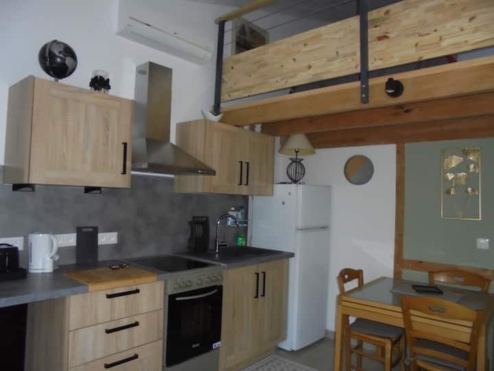 Studio Avec Mezzanine - Bédarieux