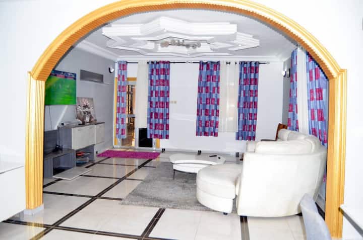 Maison Duplex à Louer. - Guinea