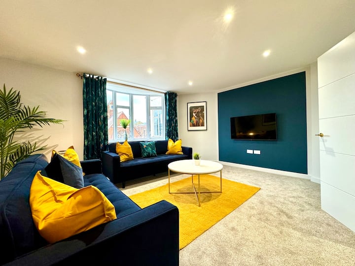 3 Bedroom- Bournemouth Gem - Near Beach & Town - Bournemouth