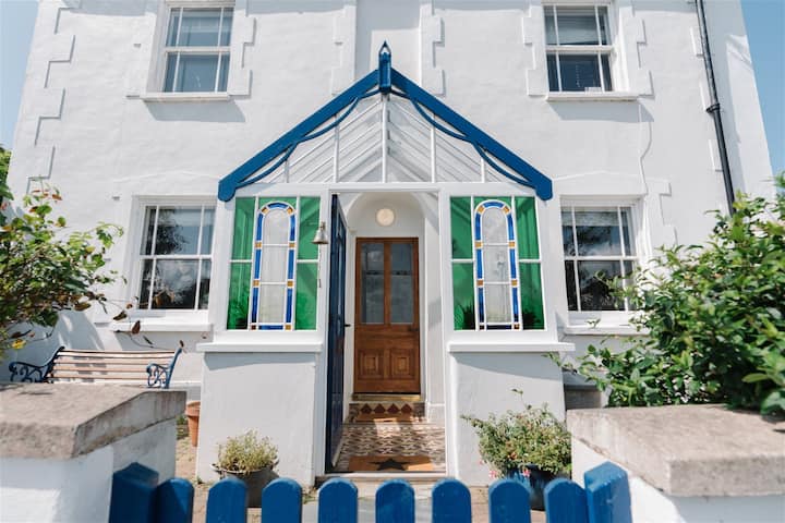Devon, Sleeps 5, Beaches, Dog Friendly, Log Burner - Bideford