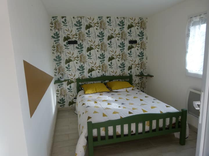 Chambre Au Calme, Sdb, Patio, (Possible 2eme Chb)2 - Valaurie