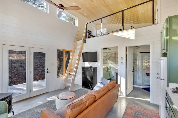 Off-grid Tiny House On 20 Acres+lake Access - Tellico Reservoir, TN