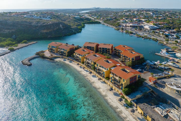 Palapa Beach Oasis - Curaçao
